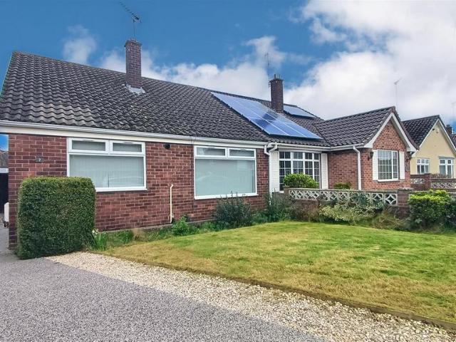 2 bedroom semi detached bungalow to rent