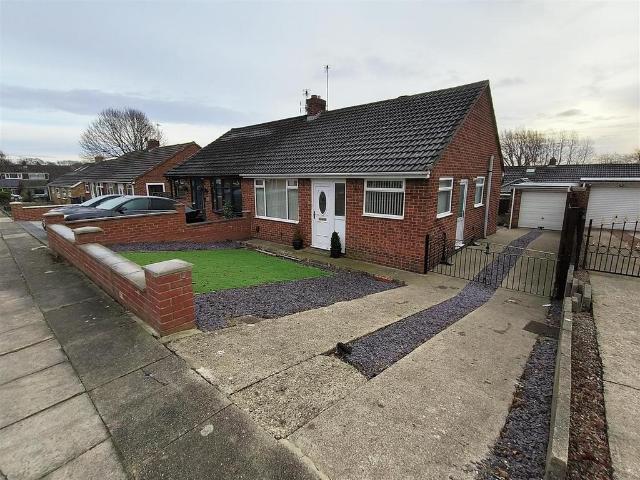 2 bedroom semi detached bungalow to rent