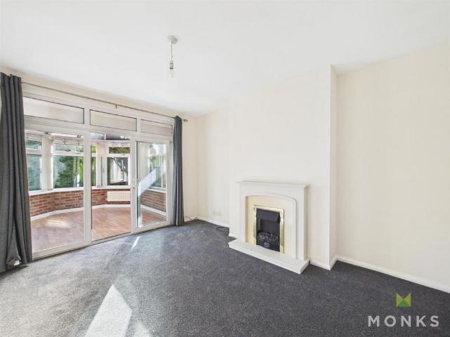 2 bedroom semi detached bungalow to rent