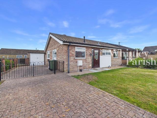 2 bedroom semi detached bungalow to rent