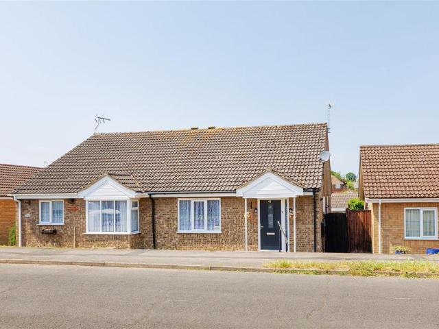 2 bedroom semi detached bungalow for sale