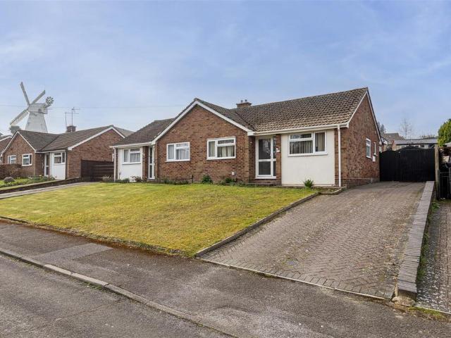 2 bedroom semi detached bungalow for sale