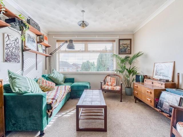 2 bedroom semi detached bungalow for sale