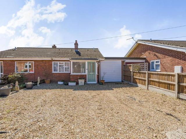 2 bedroom semi detached bungalow for sale
