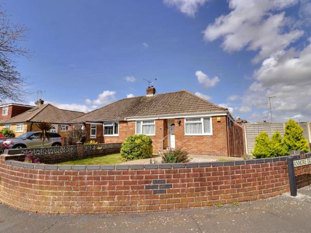 2 bedroom semi detached bungalow for sale