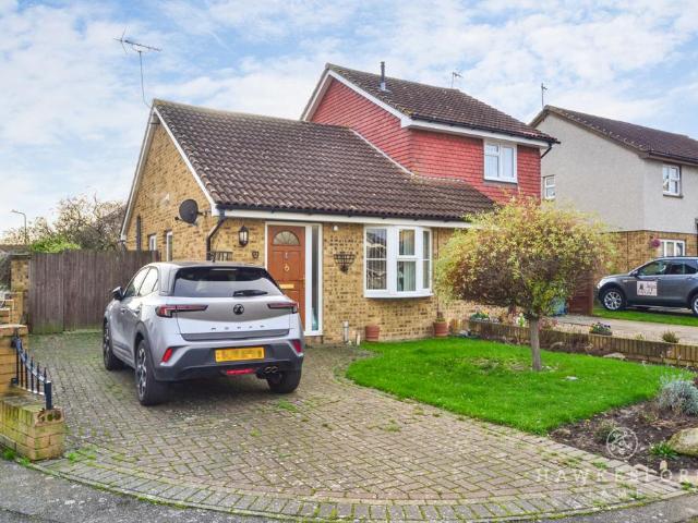 2 bedroom semi detached bungalow for sale