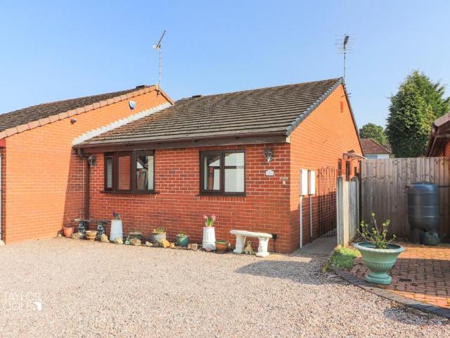 2 bedroom semi detached bungalow for sale