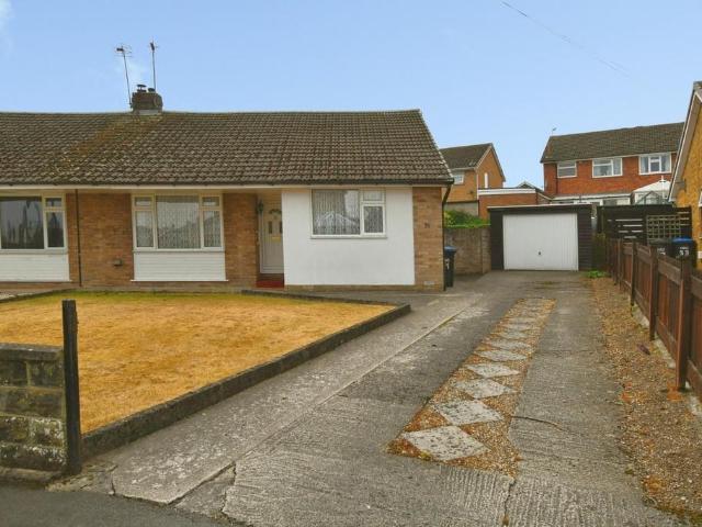 2 bedroom semi detached bungalow for sale