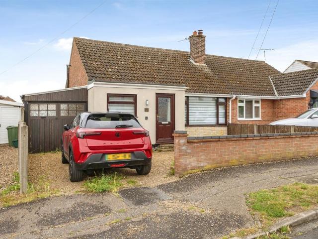 2 bedroom semi detached bungalow for sale