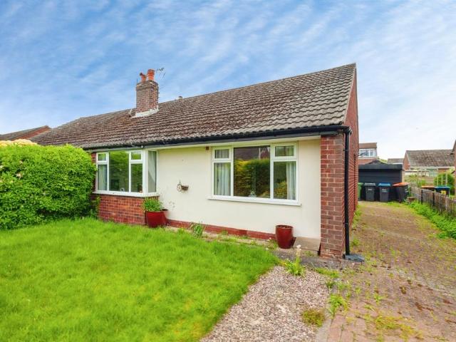 2 bedroom semi detached bungalow for sale