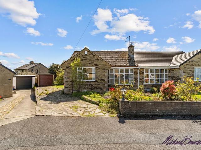 2 bedroom semi detached bungalow for sale