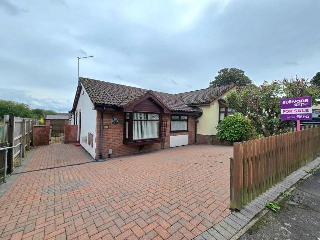 2 bedroom semi detached bungalow for sale