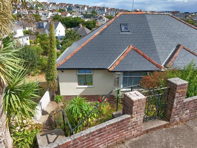 2 bedroom semi detached bungalow for sale