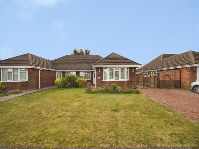 2 bedroom semi detached bungalow for sale