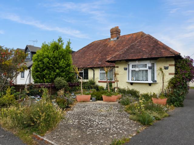 2 bedroom semi detached bungalow for sale