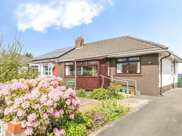 2 bedroom semi detached bungalow for sale