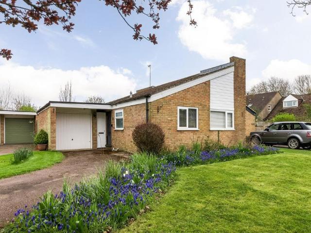 2 bedroom semi detached bungalow for sale