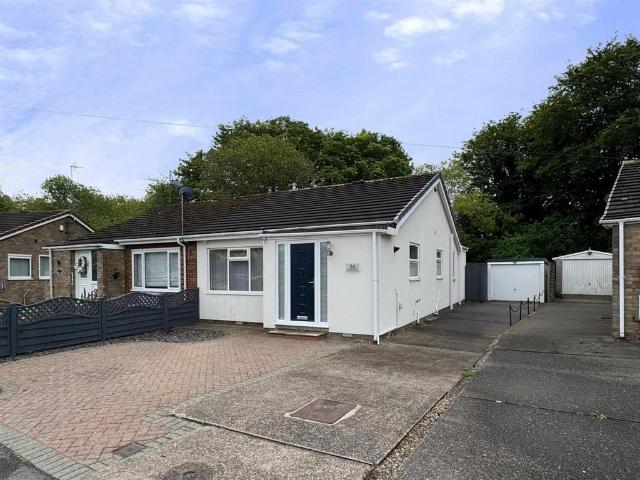 2 bedroom semi detached bungalow for sale