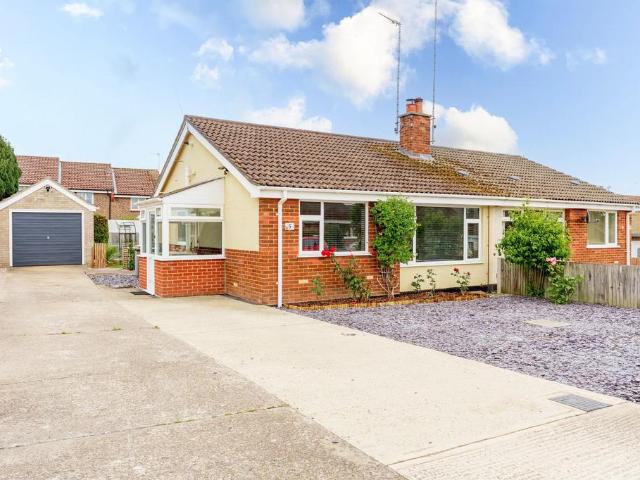 2 bedroom semi detached bungalow for sale