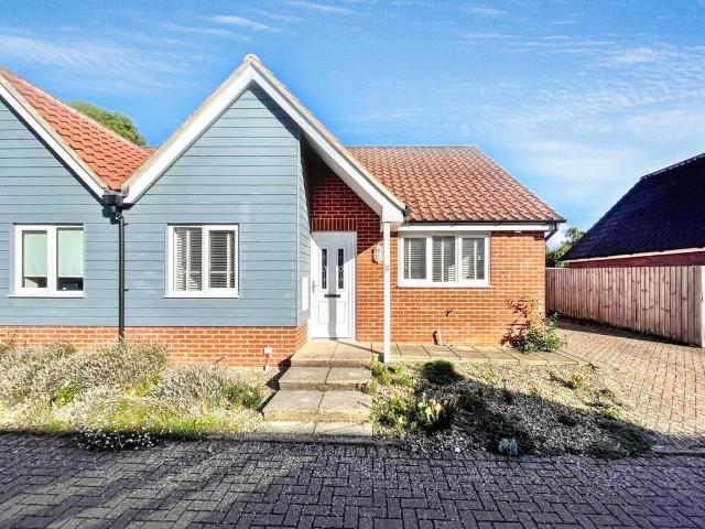 2 bedroom semi detached bungalow for sale