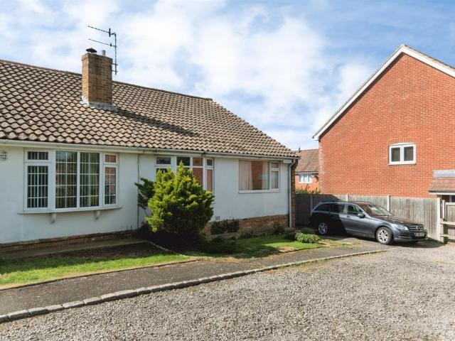 2 bedroom semi detached bungalow for sale