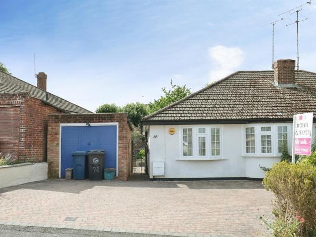 2 bedroom semi detached bungalow for sale