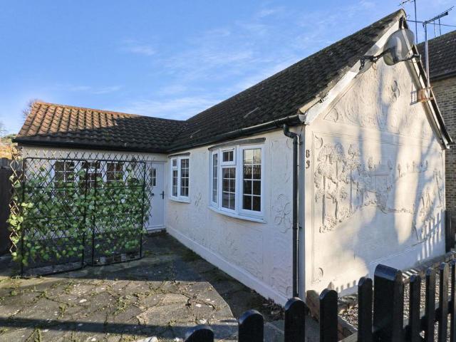 2 bedroom semi detached bungalow for sale