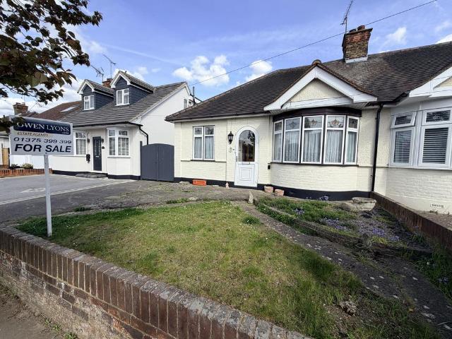 2 bedroom semi detached bungalow for sale