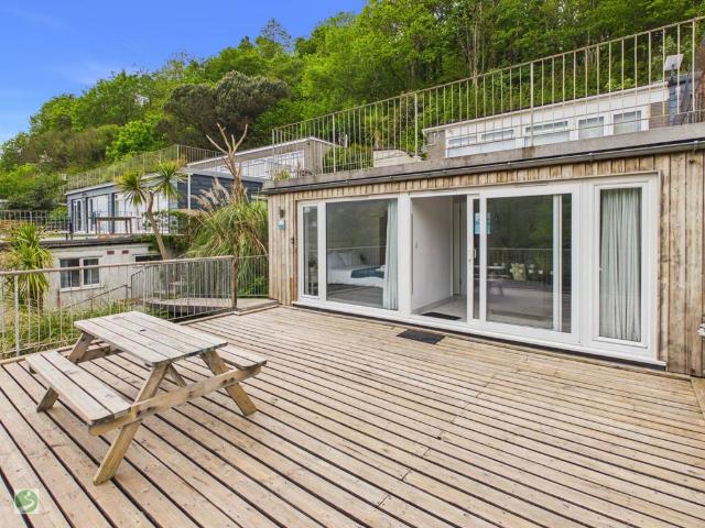 2 bedroom semi detached bungalow for sale