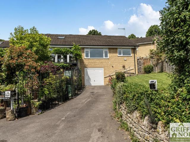 2 bedroom semi detached bungalow for sale