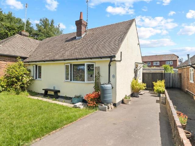 2 bedroom semi detached bungalow for sale
