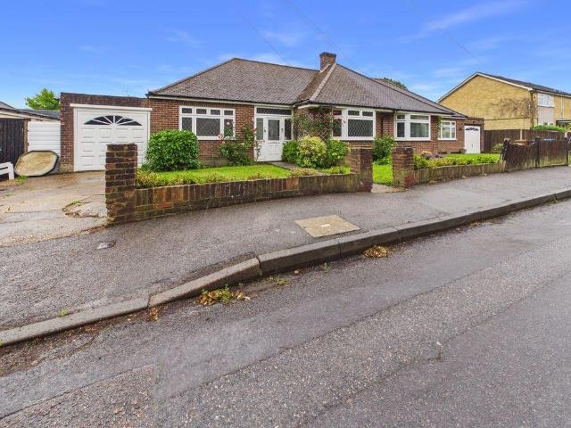 2 bedroom semi detached bungalow for sale