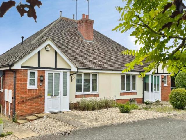 2 bedroom semi detached bungalow for sale