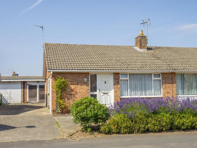 2 bedroom semi detached bungalow for sale