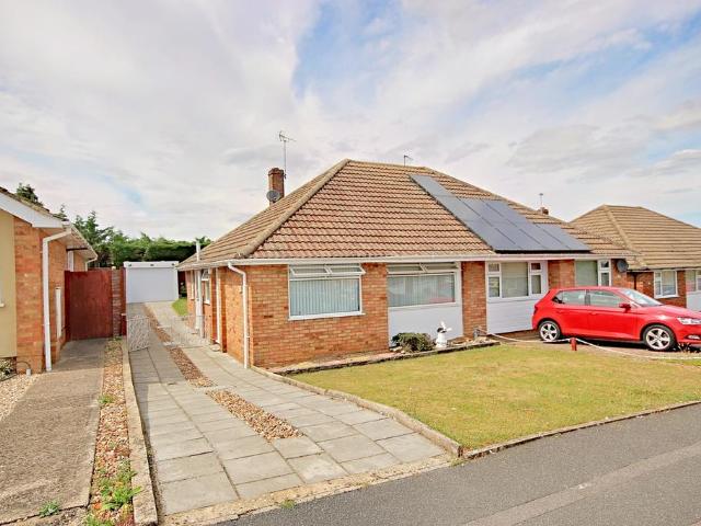 2 bedroom semi detached bungalow for sale