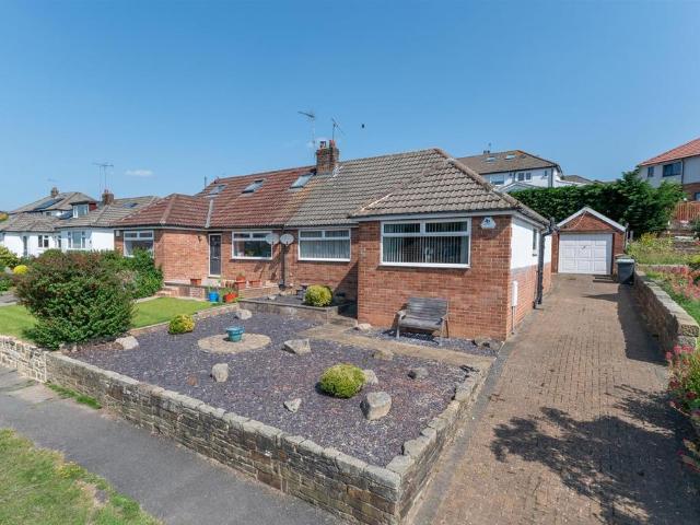 2 bedroom semi detached bungalow for sale