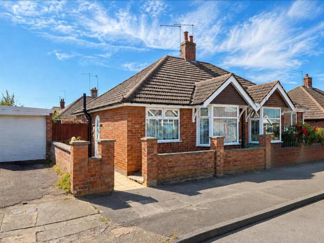 2 bedroom semi detached bungalow for sale