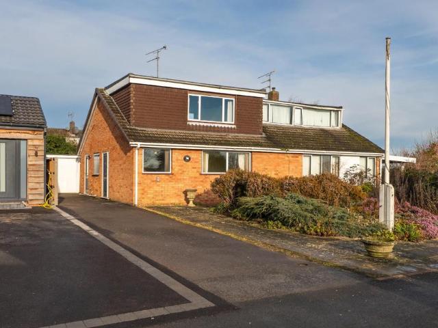 2 bedroom semi detached bungalow for sale