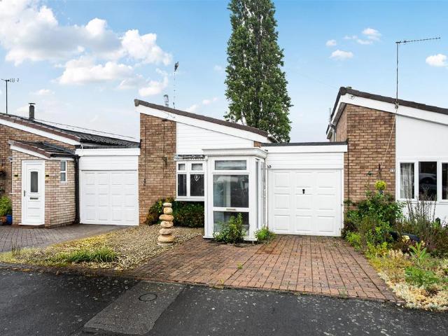 2 bedroom semi detached bungalow for sale
