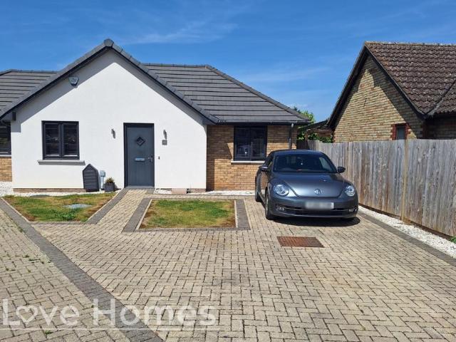 2 bedroom semi detached bungalow for sale