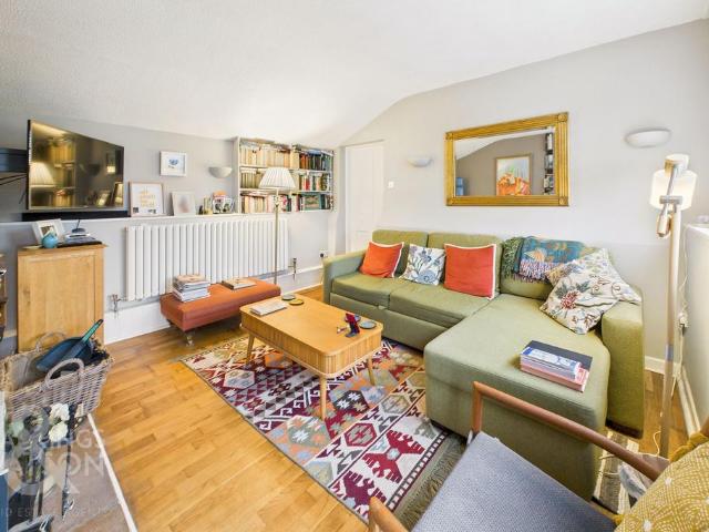 2 bedroom semi detached bungalow for sale