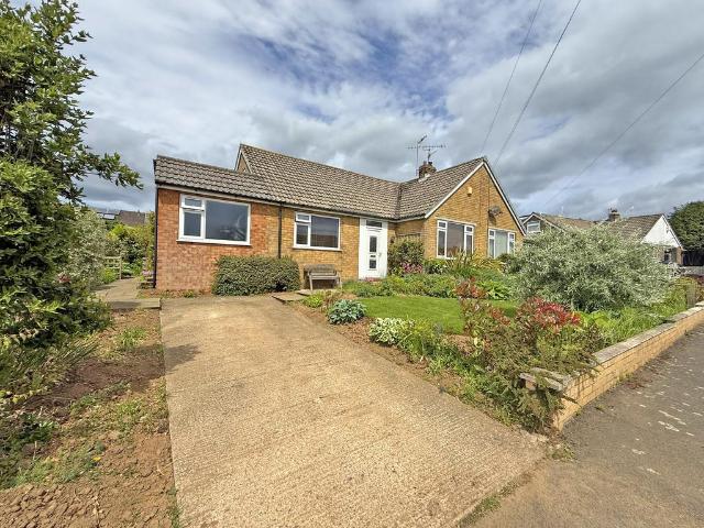 2 bedroom semi detached bungalow for sale