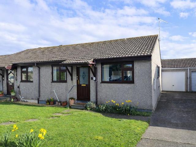 2 bedroom semi detached bungalow for sale