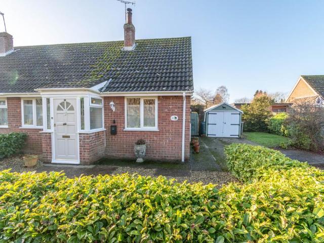 2 bedroom semi detached bungalow for sale