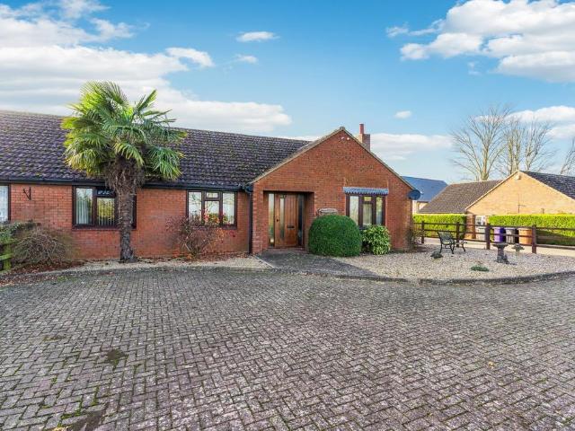 2 bedroom semi detached bungalow for sale