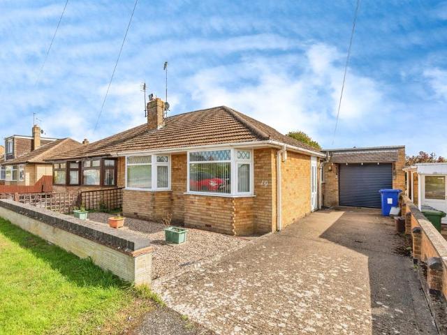 2 bedroom semi detached bungalow for sale