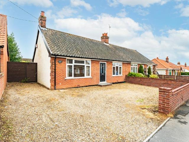 2 bedroom semi detached bungalow for sale