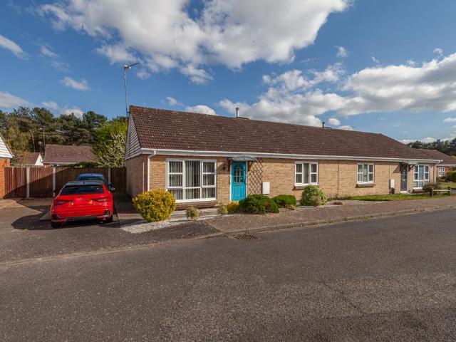 2 bedroom semi detached bungalow for sale