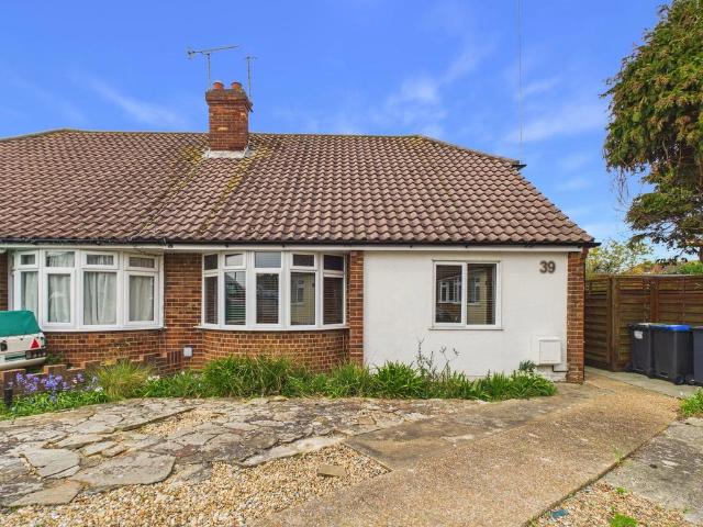 2 bedroom semi detached bungalow for sale
