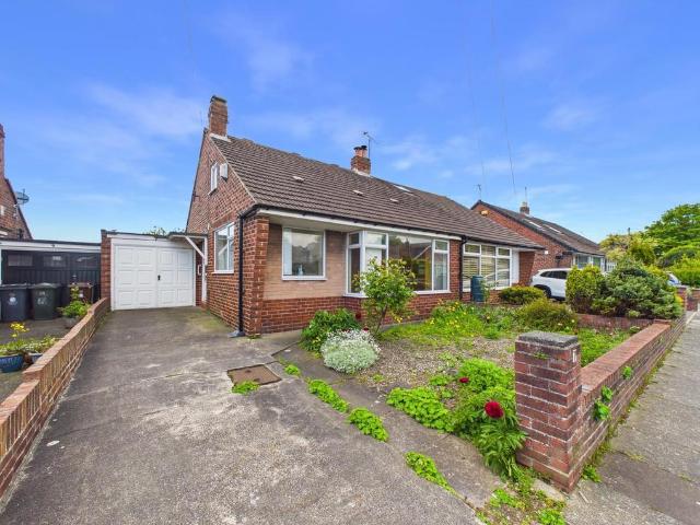 2 bedroom semi detached bungalow for sale